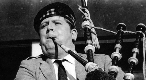 Dr. John MacAskill | Pipetunes